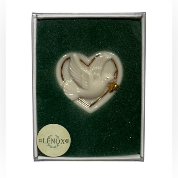 Lenox | Accessories | Lenox Ceramic Pic Heart Shape With Dove On Front ...